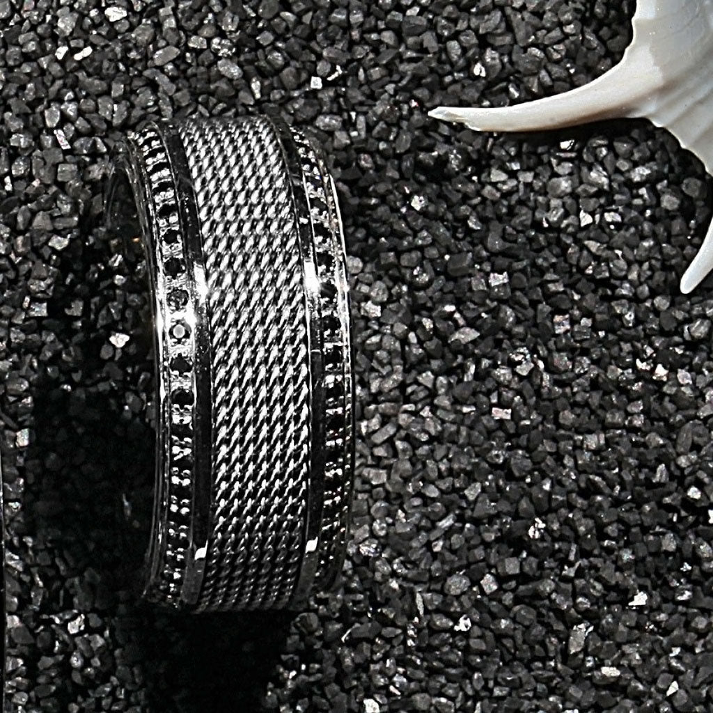 Steel Chain Titanium Men's Ring with Black Diamonds